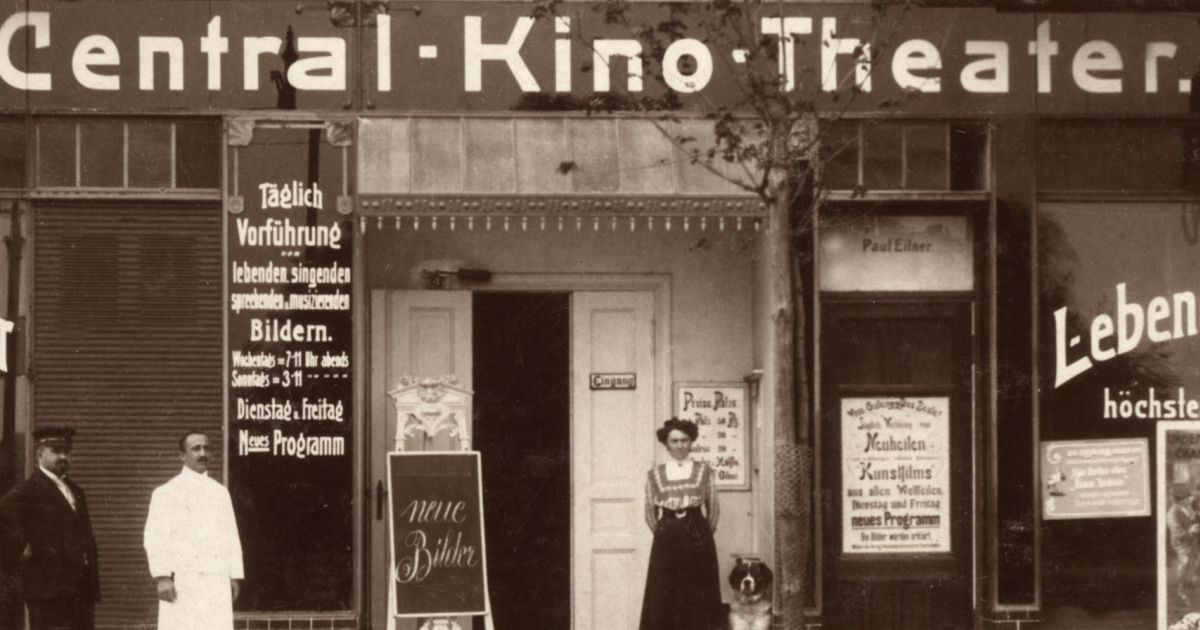 Photographs on Movie Theater History in Berlin | Deutsche Kinemathek